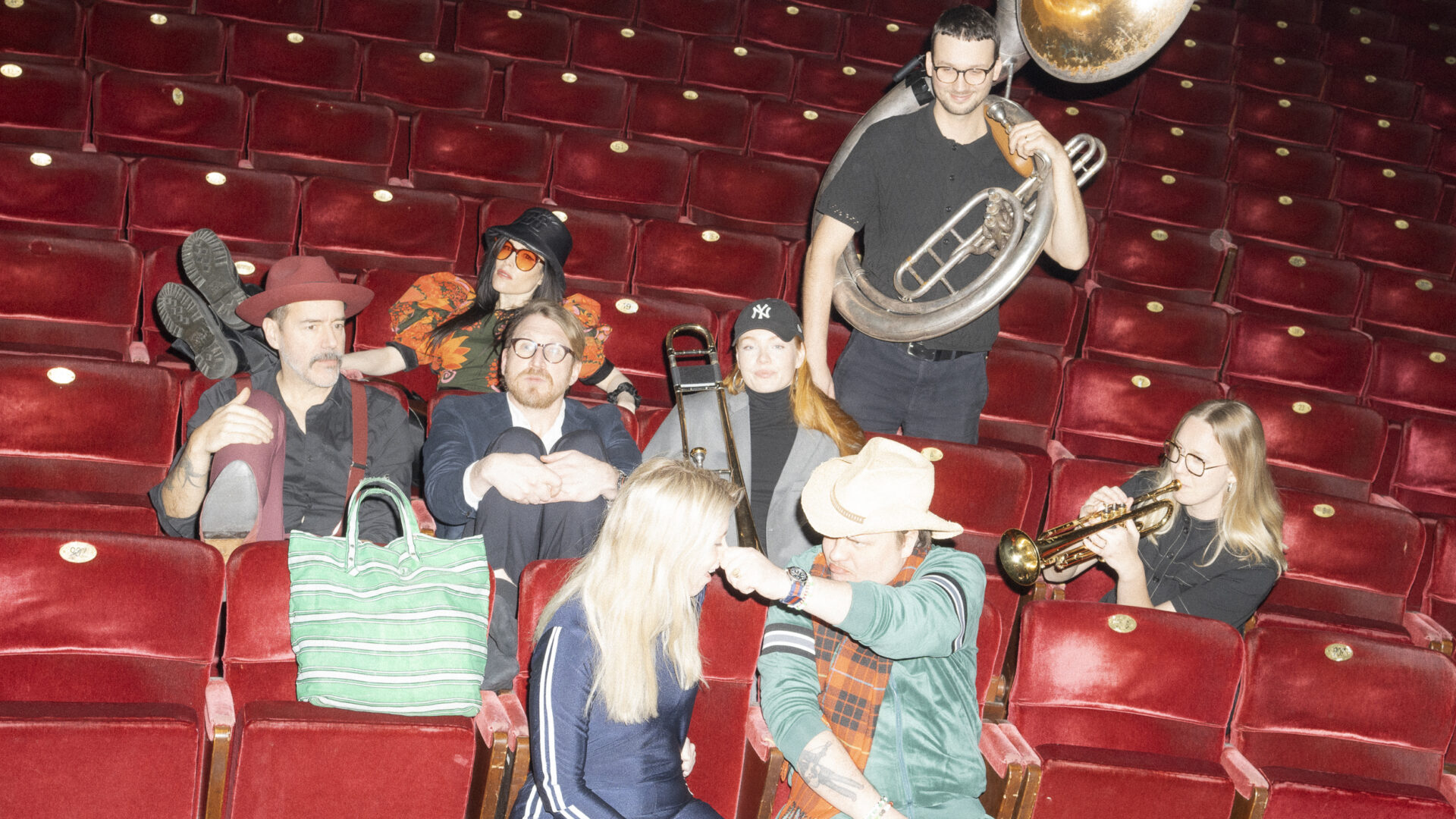 Lars Winnerbäck gör sommarens enda konsert på Rosendal Garden Party ...